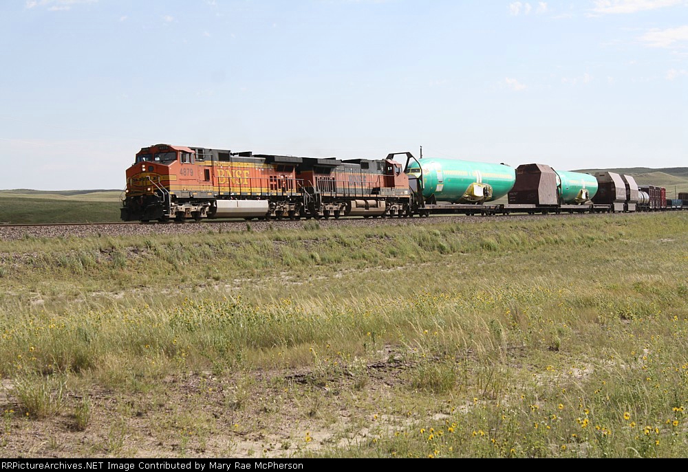 BNSF 4879